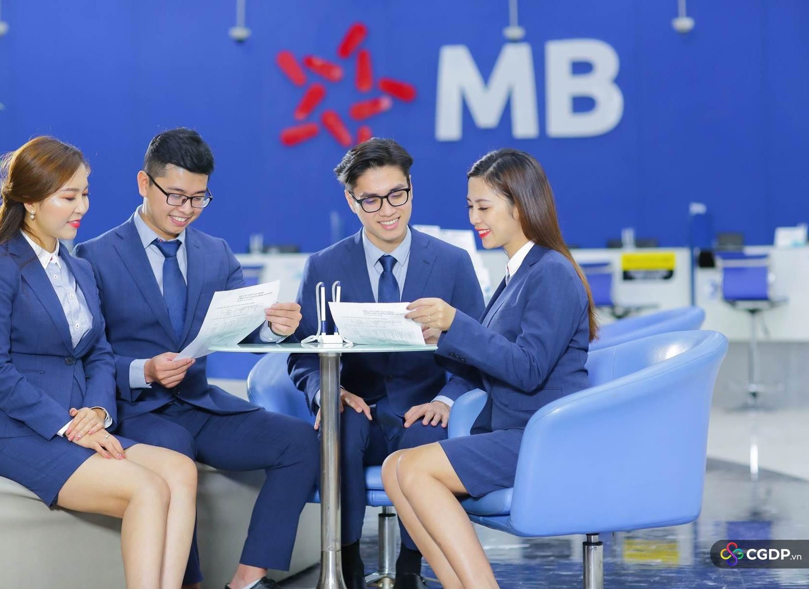 Điểm danh các loại Đồng Phục MB Bank - Bức Tranh Về Chuyên Nghiệp và ...